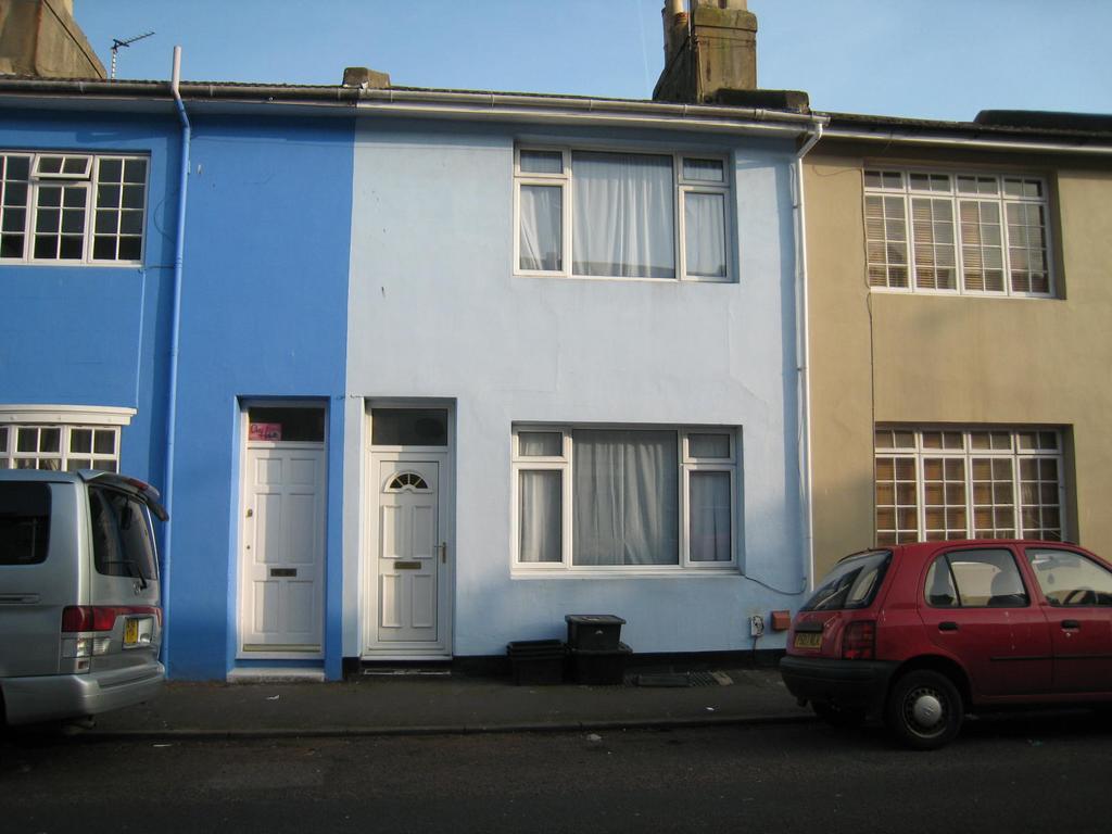 Coleman Street, Brighton BN2 4 bed terraced house - £3,015 pcm (£696 pw)