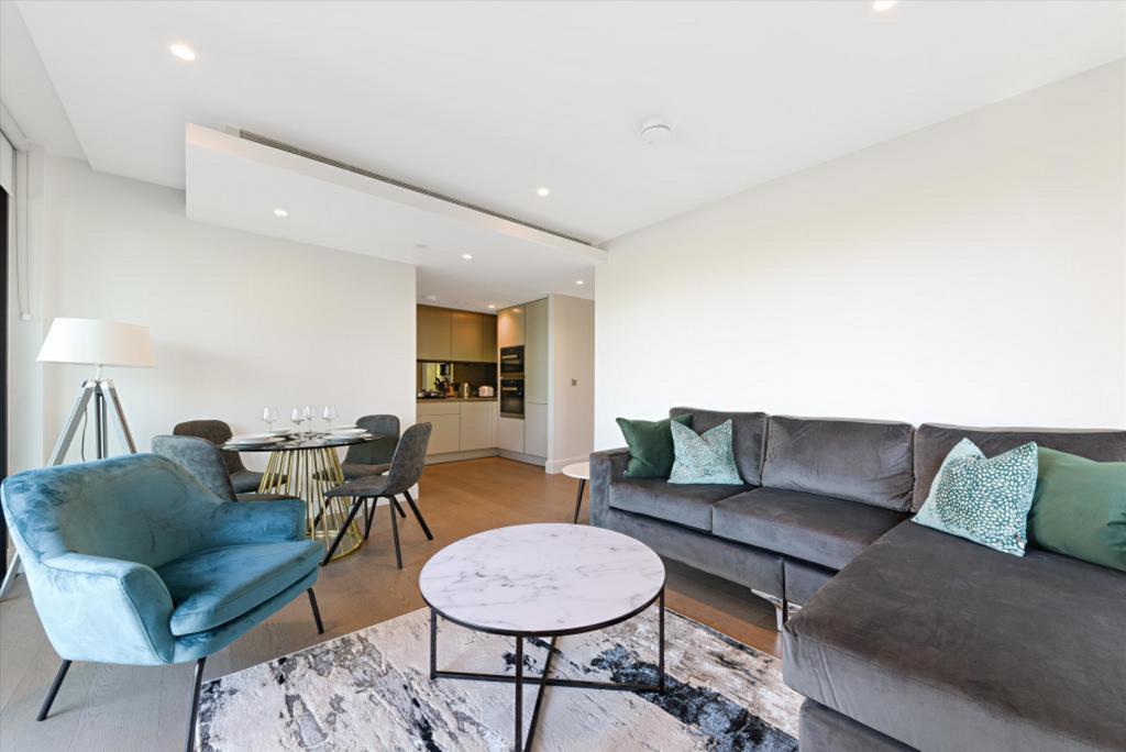 27 Albert Embankment, London, SE1 2 bed apartment - £4,400 pcm (£1,015 pw)