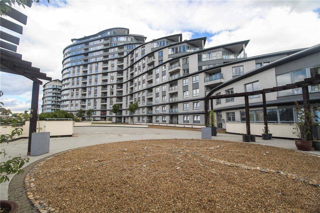Station Approach, Woking, Surrey, GU22 1 bed apartment to rent - £1,895 ...