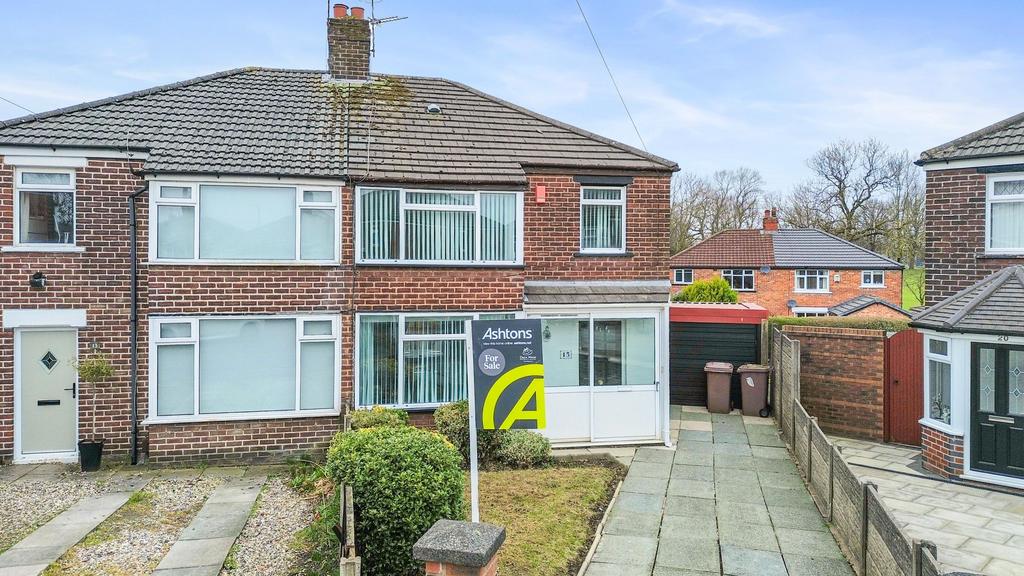 Huntley Grove, St. Helens, WA9 3 bed semi-detached house - £180,000