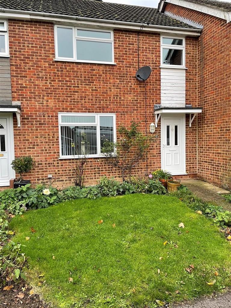 Staplehurst, Kent 3 bed terraced house - £1,450 pcm (£335 pw)