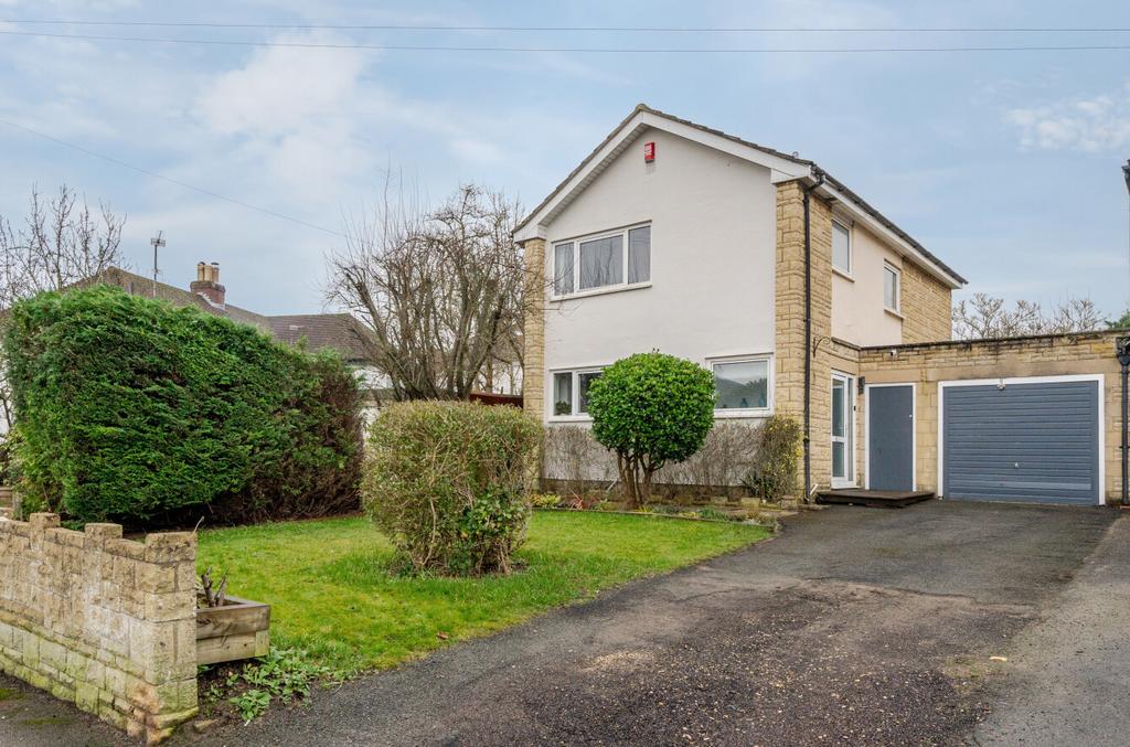 Pilley Lane, Cheltenham, Gloucestershire 3 bed link detached house for ...