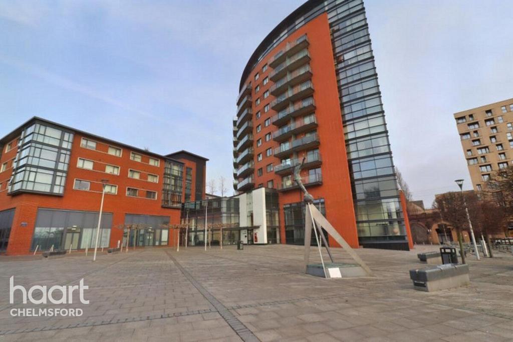Marconi Plaza, Chelmsford 1 bed apartment for sale - £190,000