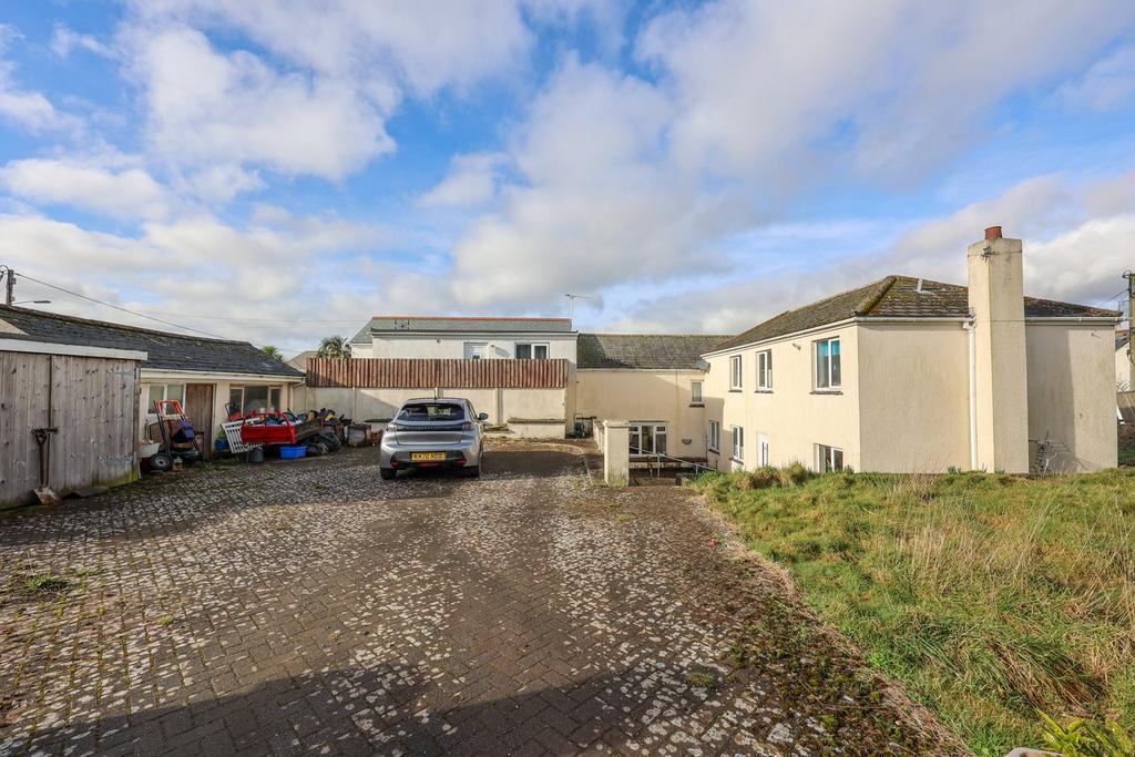 Penscott Lane, Tregorrick, St... 5 bed semi-detached house for sale - £ ...