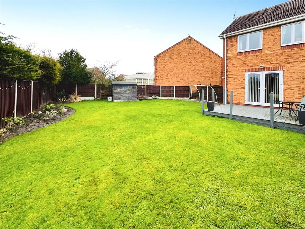 Broompark Road, Goole DN14 3 bed semi-detached house - £170,000