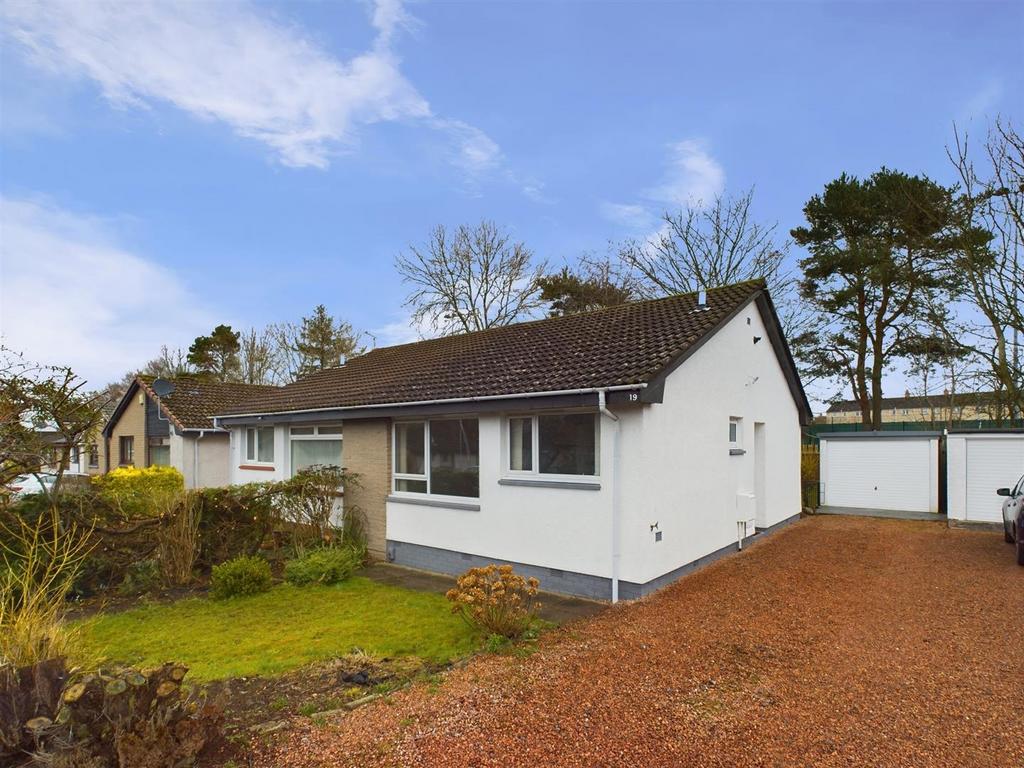Huntingtower Crescent, Perth PH1 2 bed semi-detached bungalow for sale ...