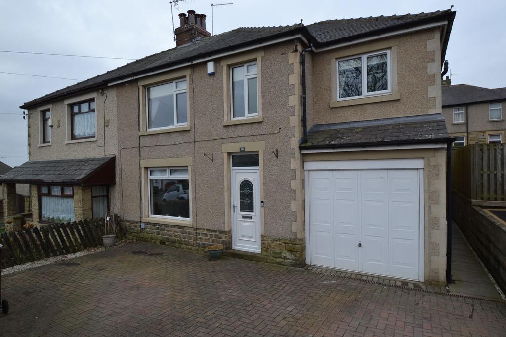 Thackley, Thackley BD10 4 bed semi-detached house for sale - £319,950
