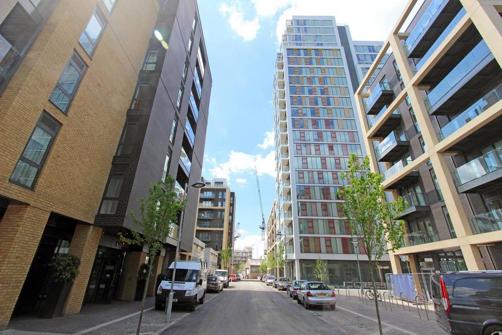 Enterprise Way, Wandsworth, London, SW18 1 bed flat to rent - £3,600 ...