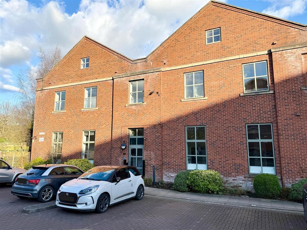 The Foundry, Camlough Walk 2 bed apartment to rent - £725 pcm (£167 pw)