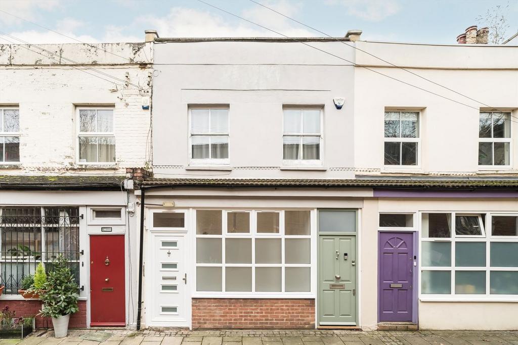 Station Avenue, London SW9 2 bed flat - £475,000