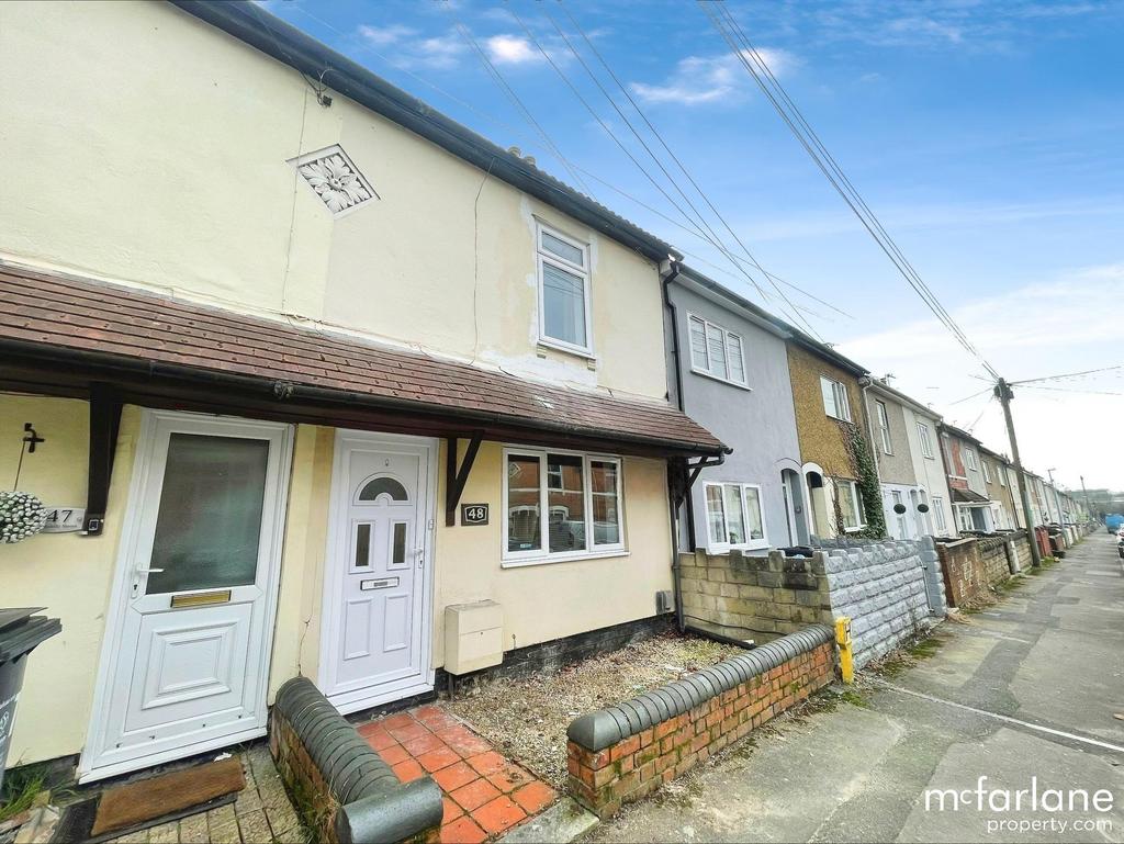 Redcliffe Street, Swindon SN2 2 bed terraced house for sale - £210,000