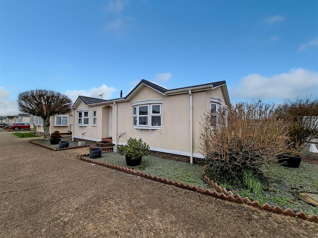 Climping Park, Bognor Road, Climping 2 bed mobile home for sale - £210,000