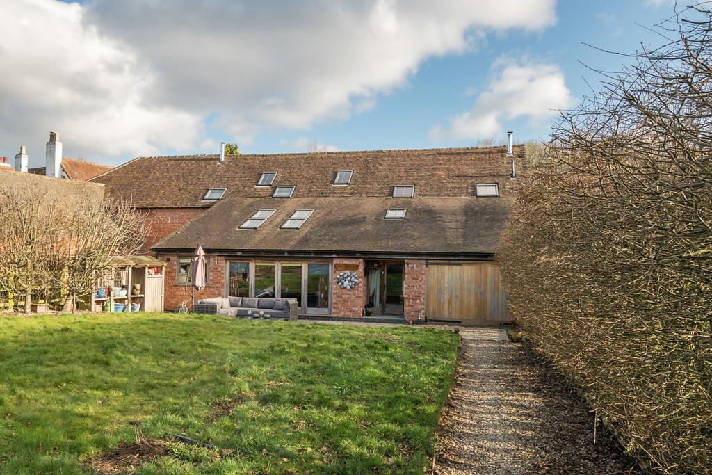 Hillside, Martley 4 bed barn conversion - £795,000