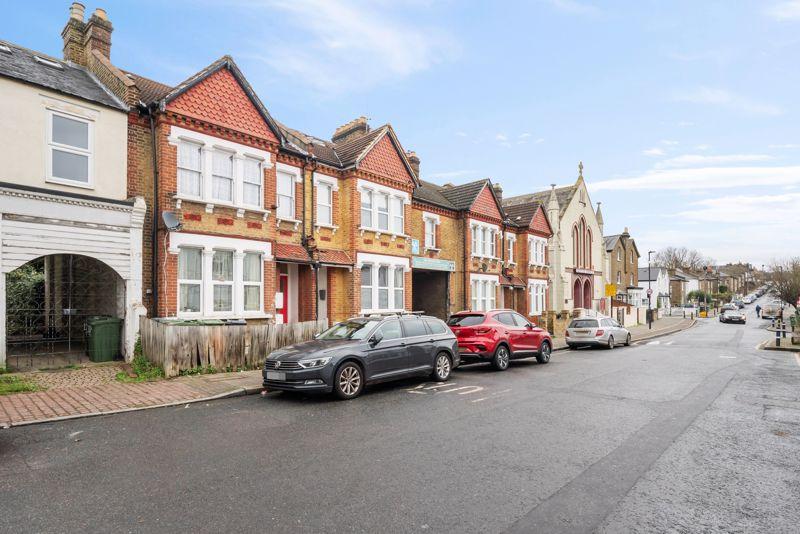 Two bed flat for sale, Sunnyhill... 2 bed apartment for sale - £340,000
