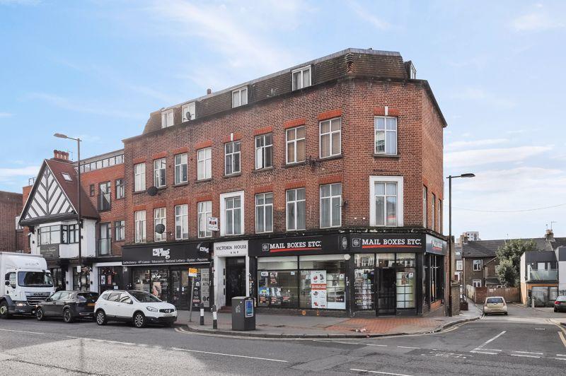High Street, Croydon 2 bed property for sale - £249,000