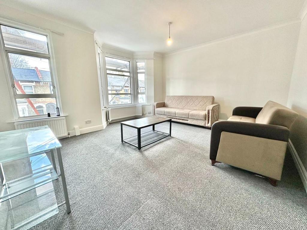 Alexandra Road, London 1 bed flat to rent - £1,700 pcm (£392 pw)
