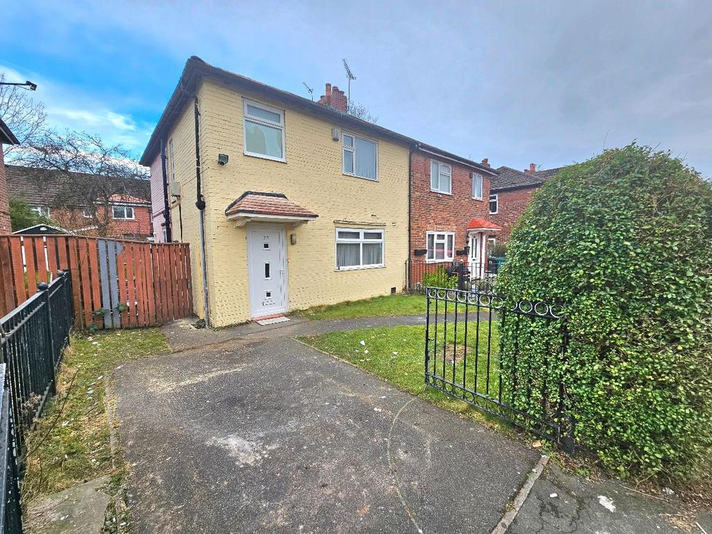 Craston Road, Longsight, Manchester, M13 3 bed semi-detached house - £ ...