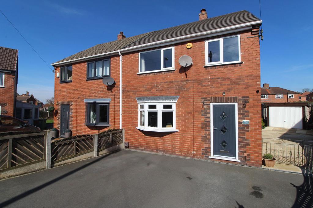 Wakefield Road, Leeds LS26 3 bed semi-detached house - £230,000