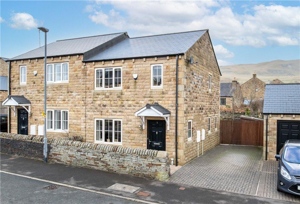 Austwick Close, Settle, North... 2 bed semi-detached house for sale - £ ...