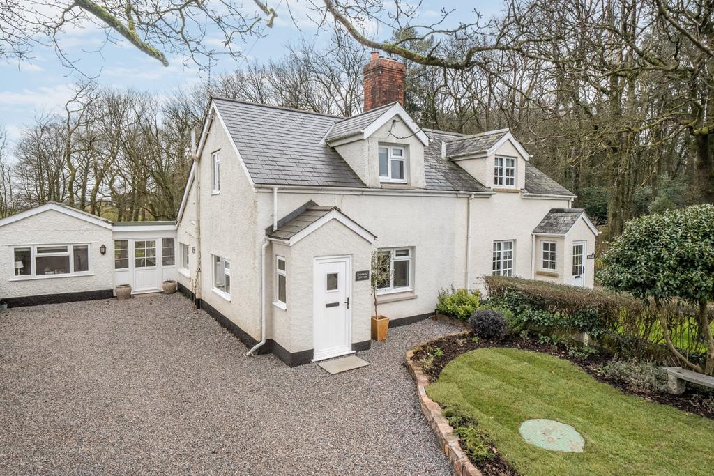 Stoodleigh, Nr Bampton, Devon, EX16 3 bed semi-detached house for sale ...