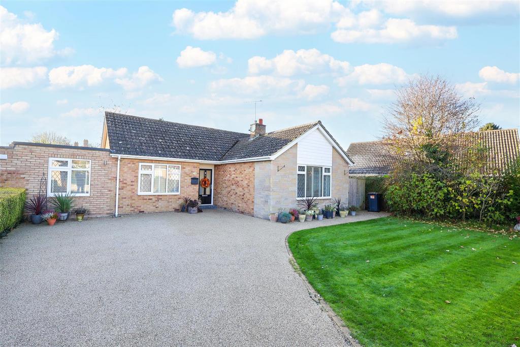 Jamesville Way, Asenby, Thirsk 2 bed detached bungalow - £410,000