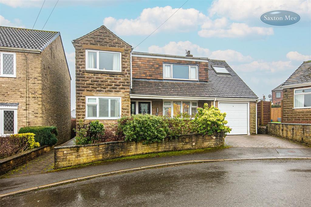Princess Drive, Deepcar, Sheffield 3 bed detached house - £300,000