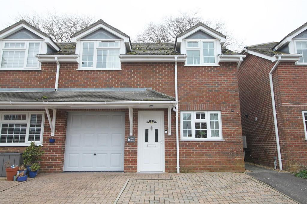 New Road, Netley Abbey, Southampton... 3 bed semi-detached house for ...