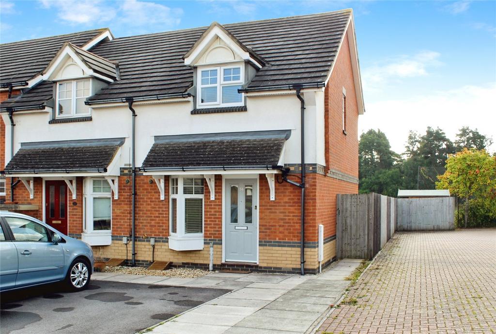Roby Drive, Berkshire RG12 2 bed end of terrace house - £370,000