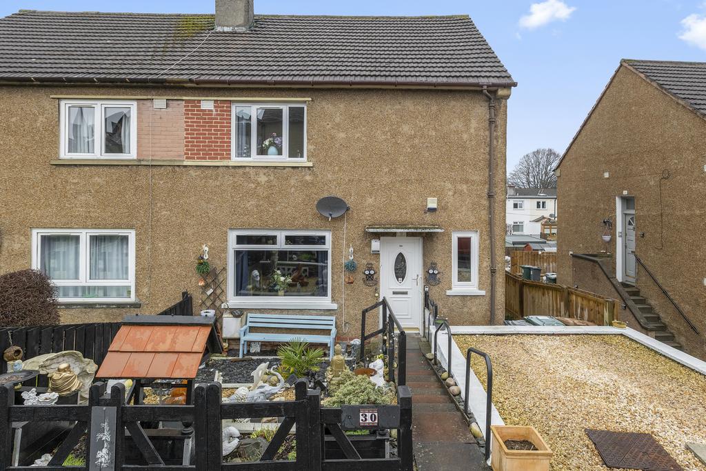30 Redhall Place, Edinburgh, EH14 2DL 3 bed semi-detached house - £270,000