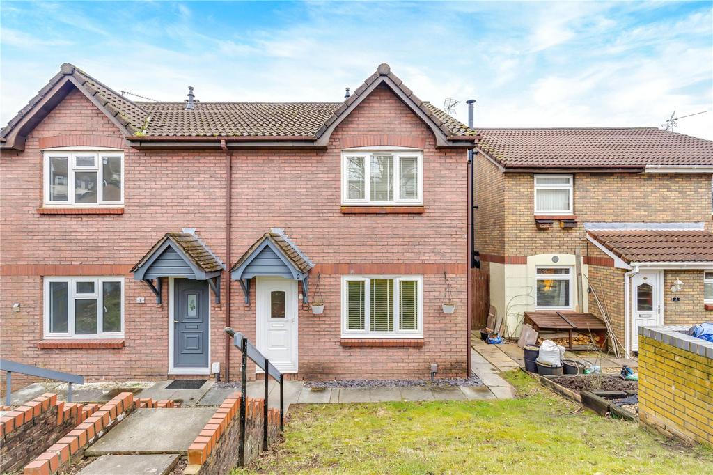 Duncan Close, St. Mellons, Cardiff, CF3 3 bed semi-detached house - £ ...