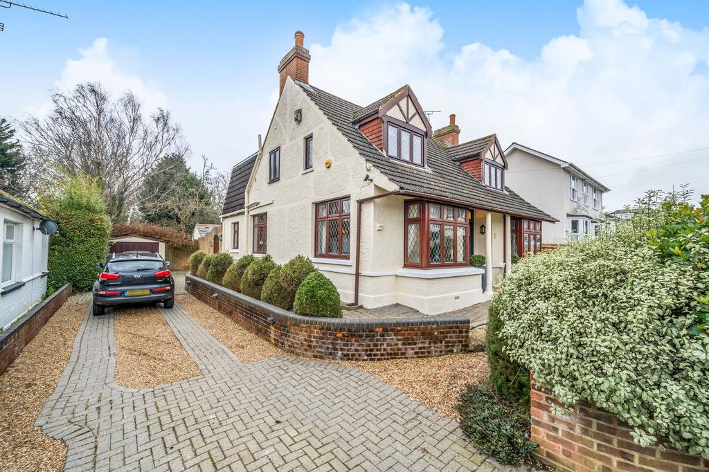 Edwin Road, Wigmore ME8 4 bed detached house for sale - £700,000