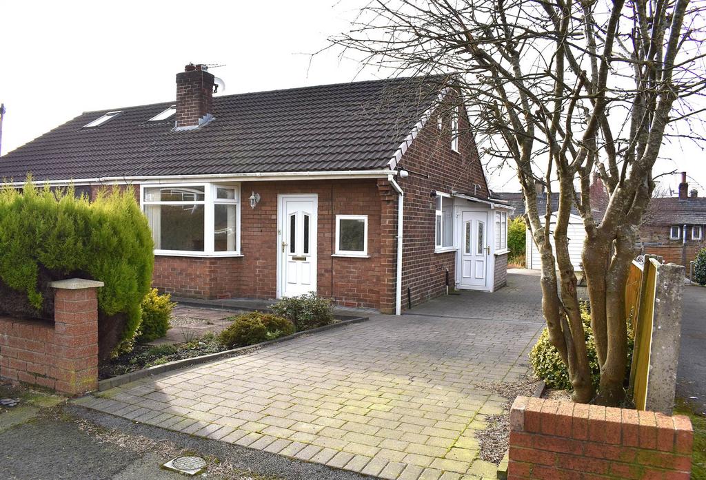 Lea Gate Close, Bolton BL2 1 bed semi-detached bungalow for sale - £230,000