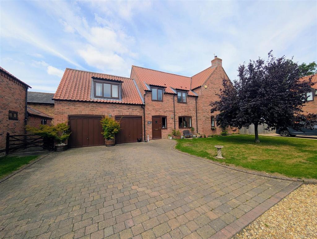 Back Lane, Barnby, Newark 5 bed detached house for sale - £550,000
