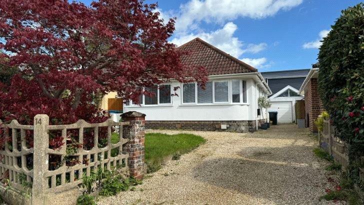 Mill Lane, Poole, Dorset, BH14 3 bed bungalow - £625,000