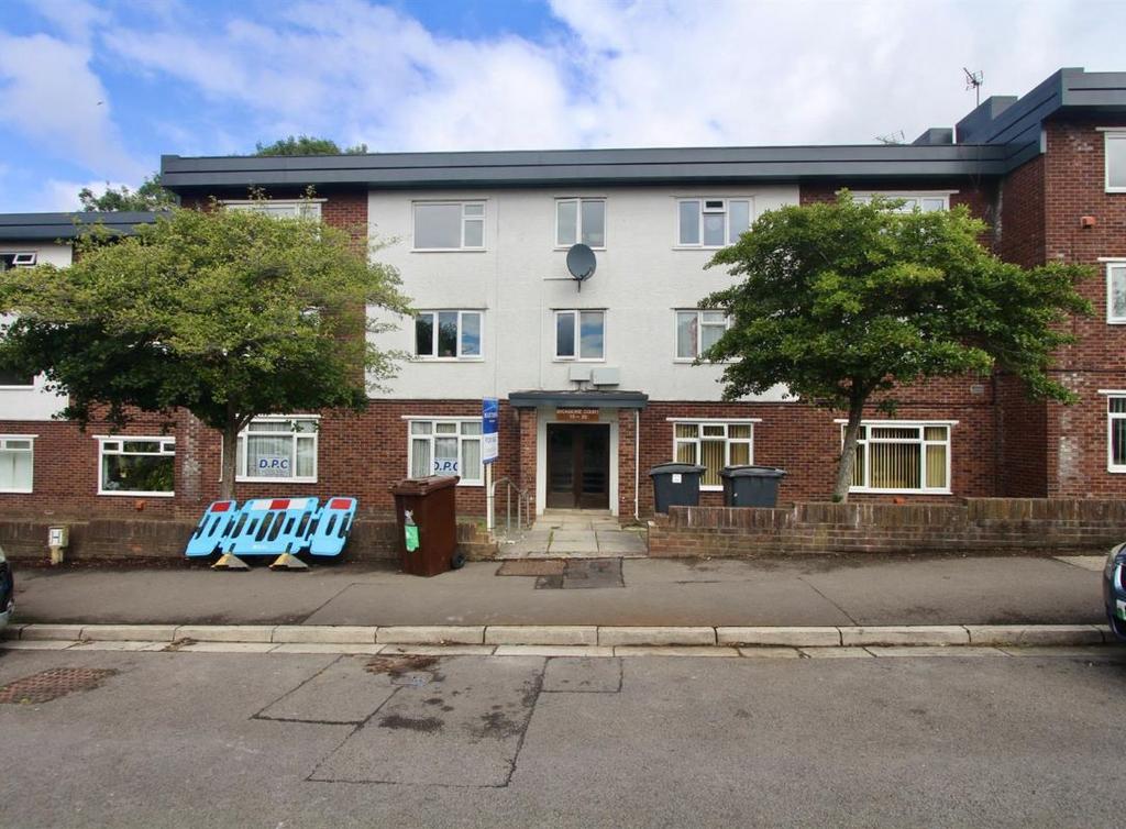 Woolaston Avenue, Cardiff CF23 2 bed ground floor flat for sale - £125,000