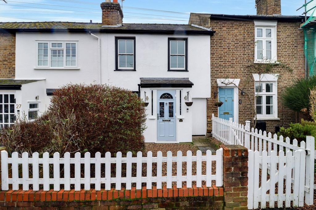 Dennis Road, East Molesey, KT8 2 bed terraced house for sale - £625,000