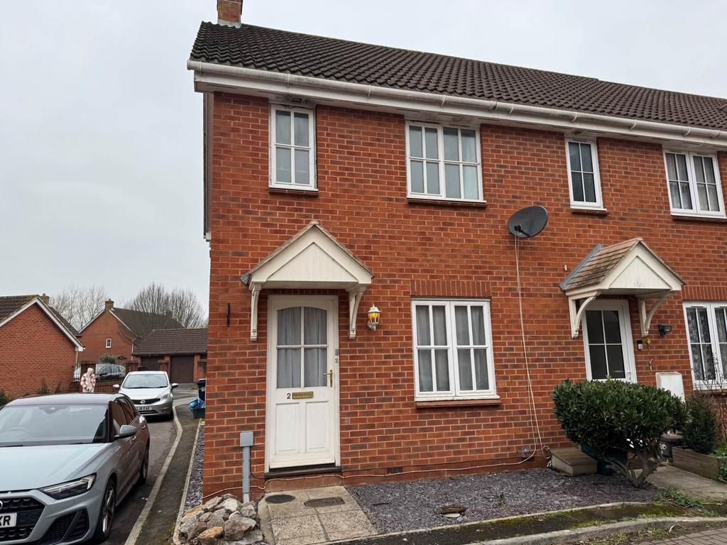 Cranes Close, Taunton TA2 2 bed end of terrace house for sale - £200,000