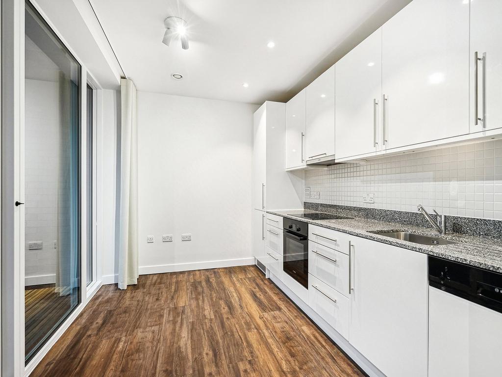 Mercers Walk, London, WC2H 1 bed apartment - £2,600 pcm (£600 pw)
