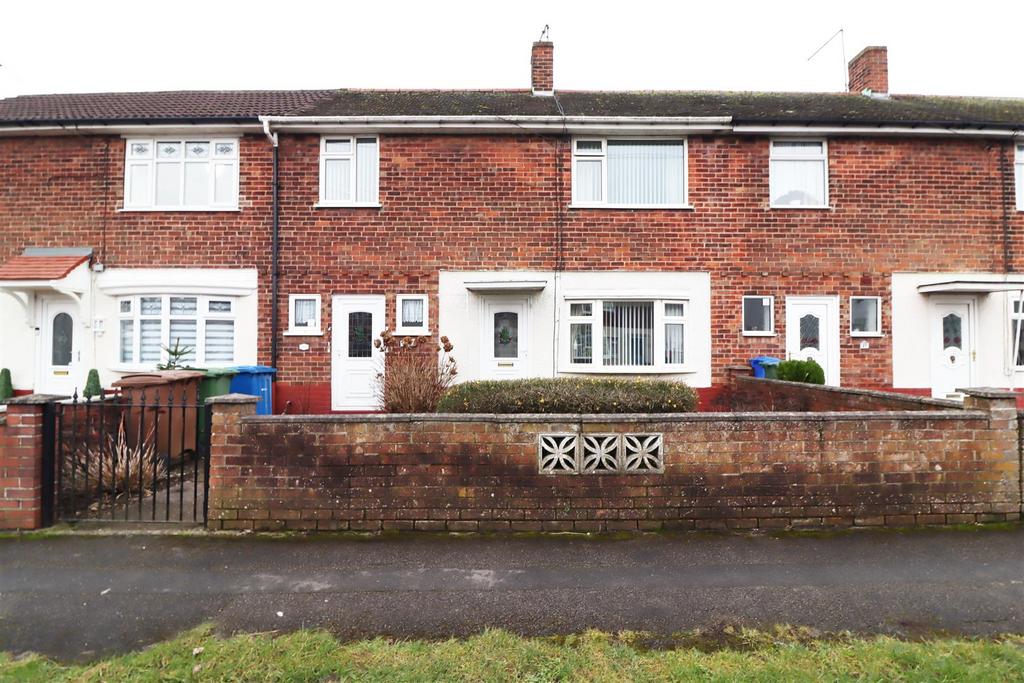 Castle Way, Hessle 3 bed terraced house - £130,000