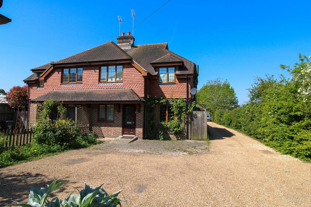 London Road, Sayers Common, BN6 4 bed semi-detached house for sale - £ ...