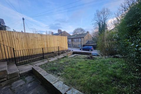 Houses for sale in BD9 | OnTheMarket