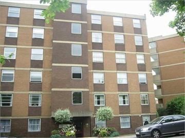 Verulam Court, Woolmead Avenue... Studio - £1,100 pcm (£254 pw)