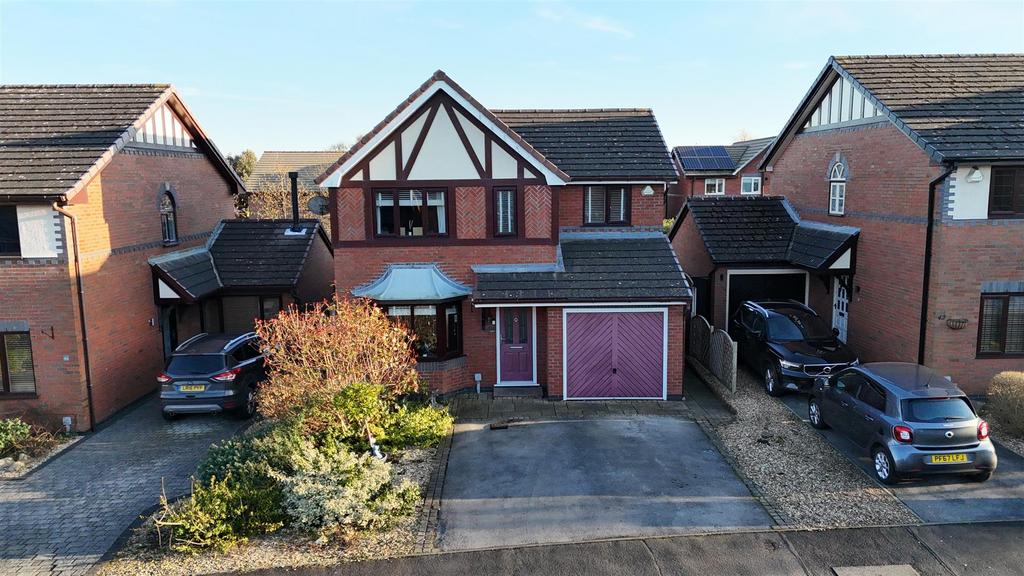 Meadoway, Tarleton, Preston 4 bed detached house for sale - £340,000