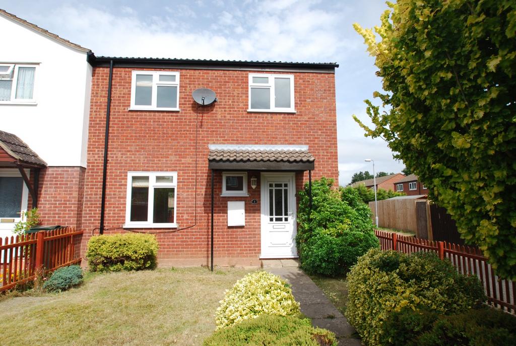 Mountbatten Road, Malvern... 3 bed semi-detached house to rent - £950 pcm (£219 pw)