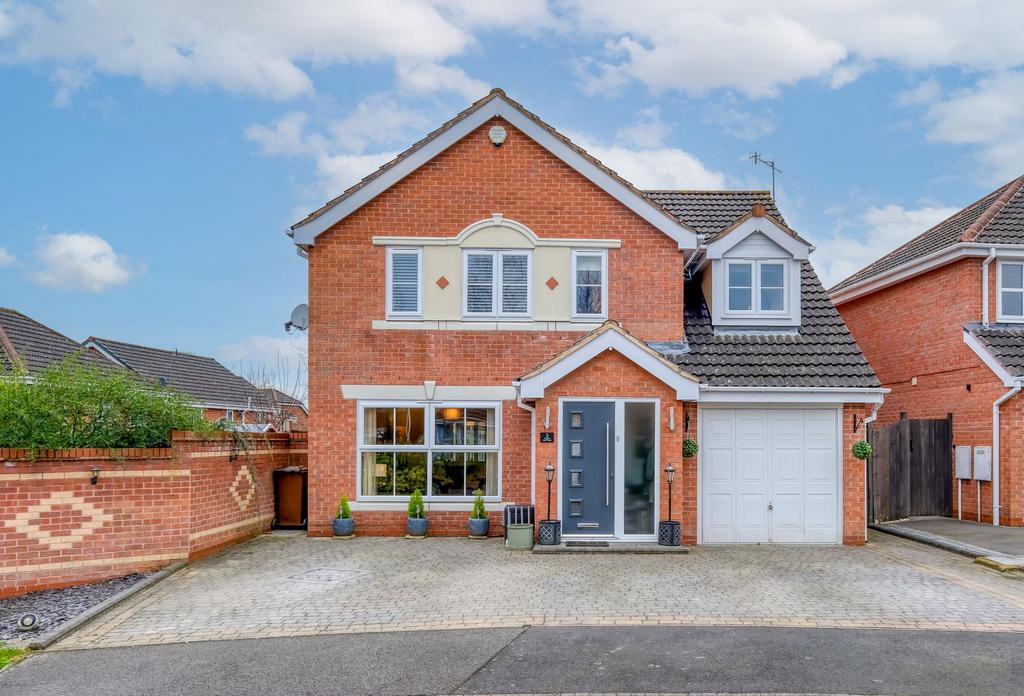 Connaught Road, The Oakalls... 5 bed detached house - £545,000