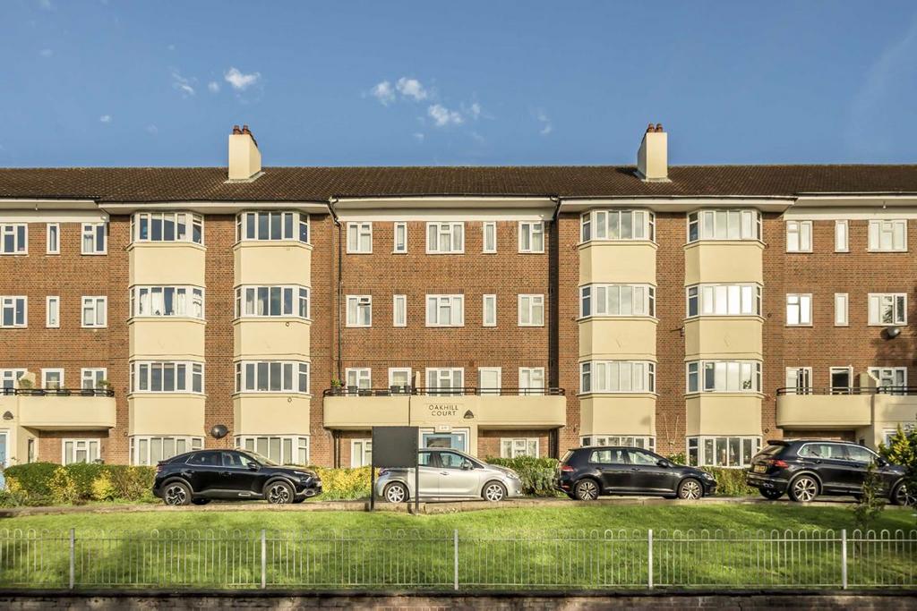 Honor Oak Park, London SE23 2 bed flat for sale - £350,000