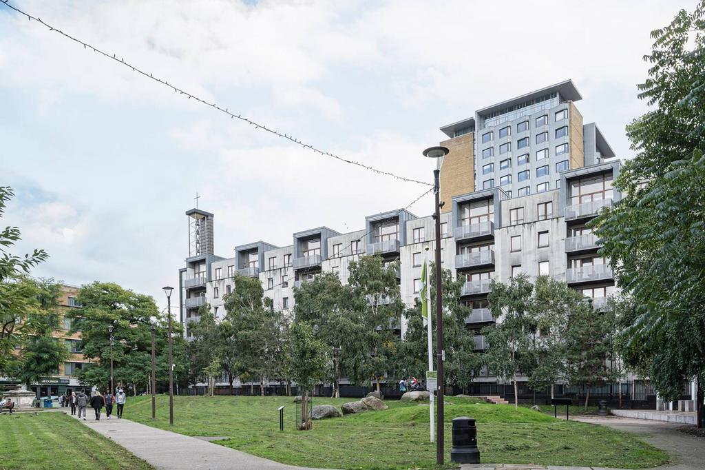 Naylor Building East, Aldgate... 3 bed flat for sale - £800,000