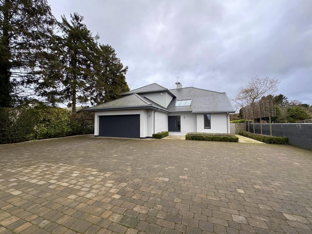 Middle Drive, Darras Hall Estate... 4 bed detached house to rent - £ ...