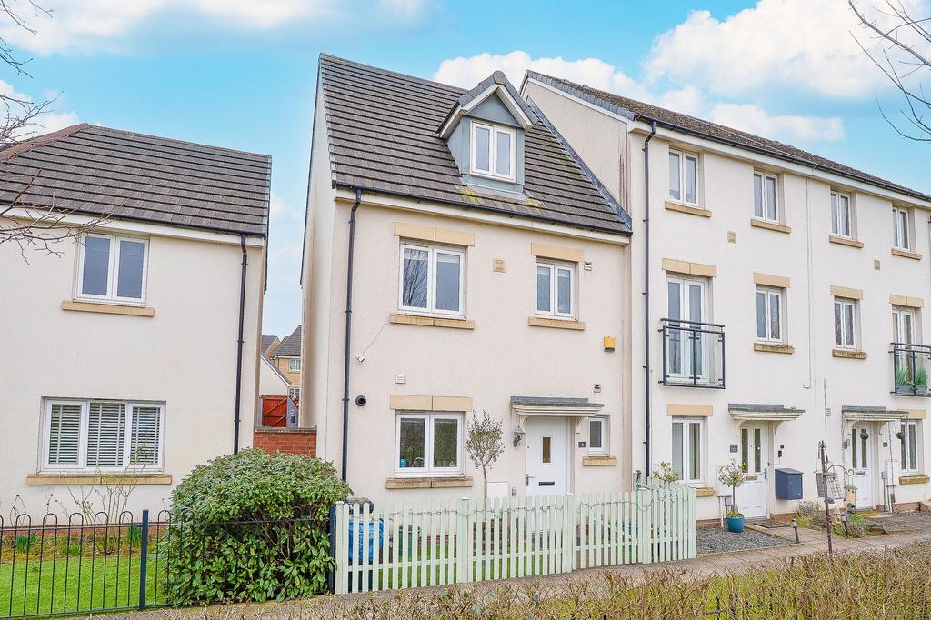 Bessemer Drive, Newport, NP19 4 bed terraced house - £280,000