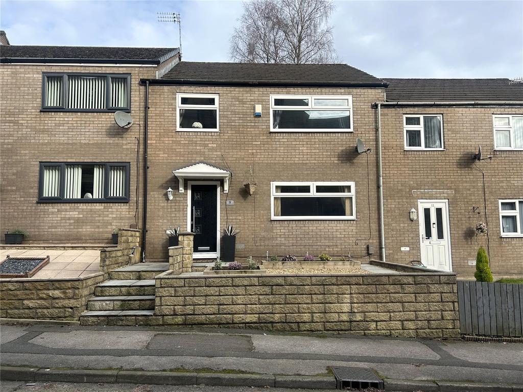Brideoak Street, Waterhead, Oldham, OL4 3 bed terraced house - £190,000